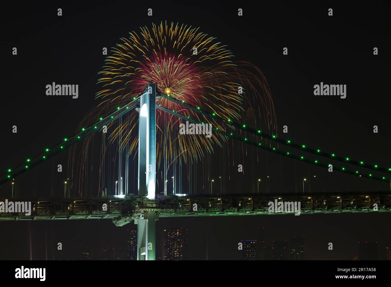 Tokyo Bay Grand Fireworks Festival Starmine Firework and Rainbow Bridge ...