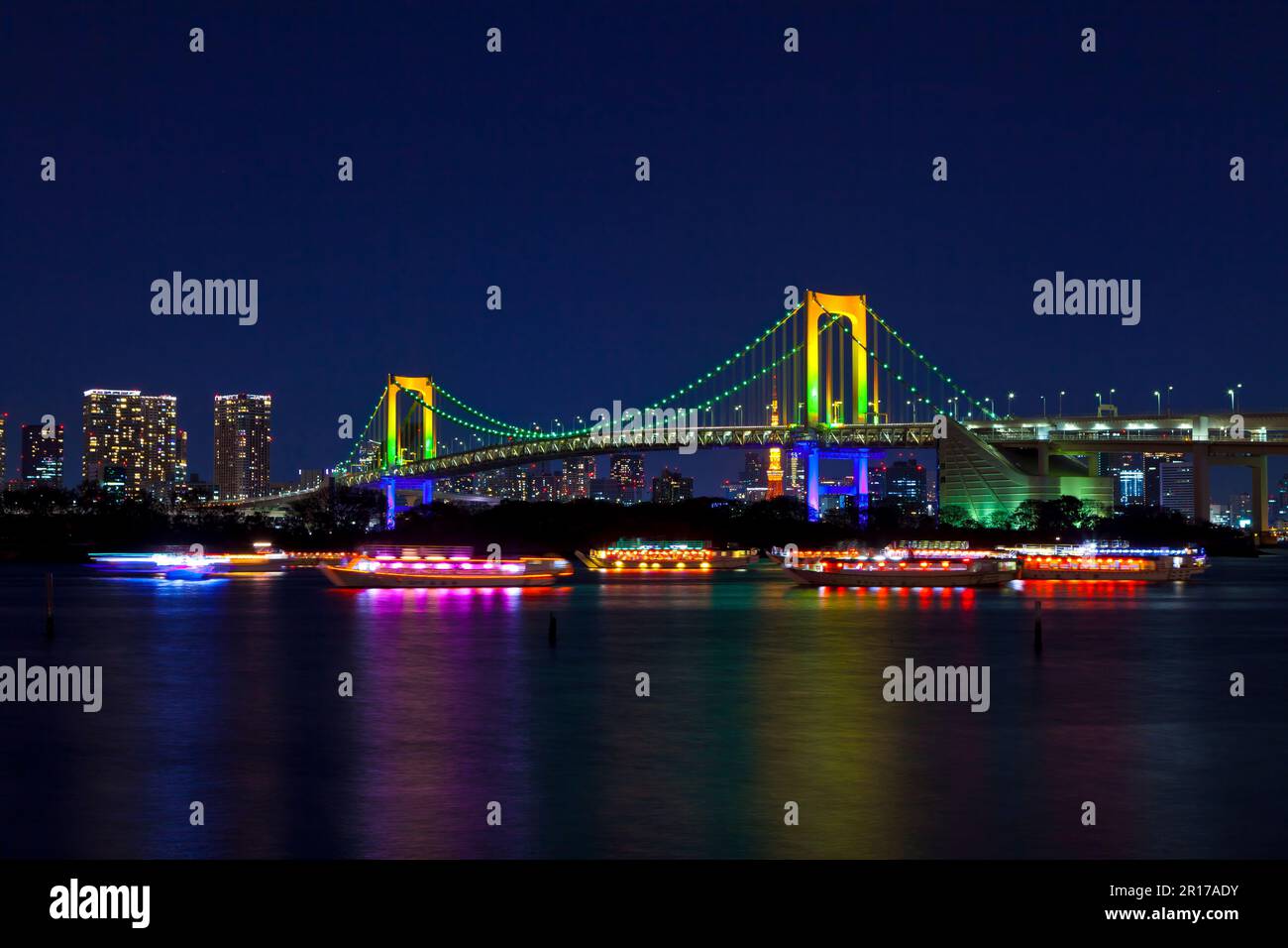 Illuminated Rainbow Bridge seen from Odaiba Stock Photo - Alamy