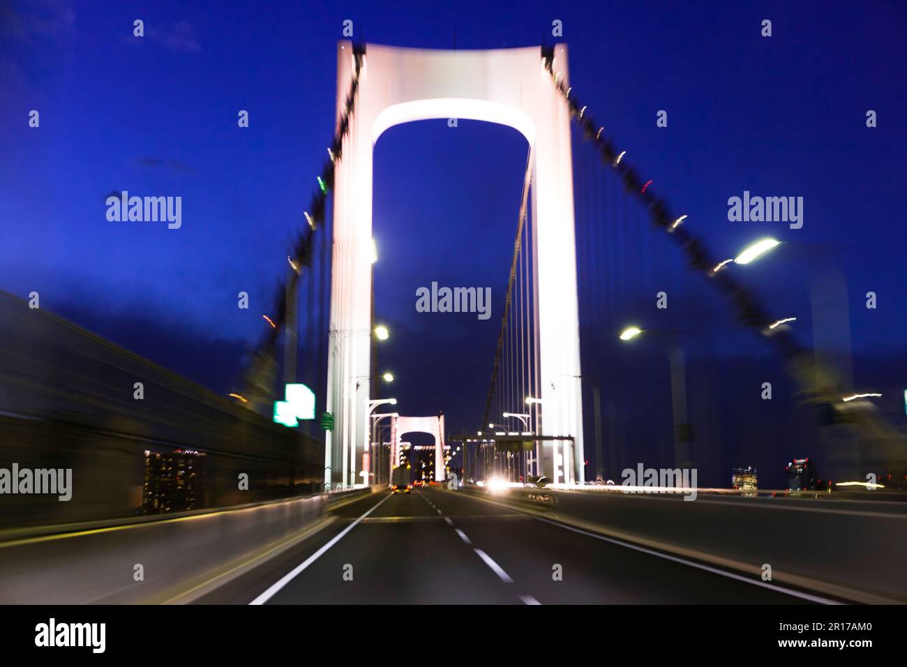 Rainbow Bridge, Metropolitan Expressway Stock Photo - Alamy