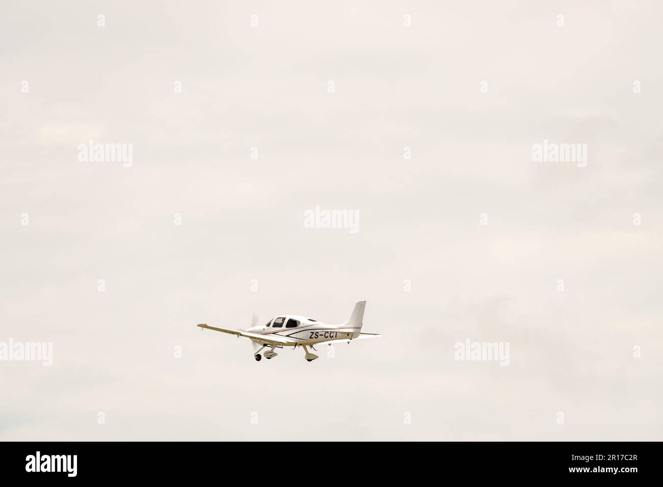African plane hi-res stock photography and images - Alamy