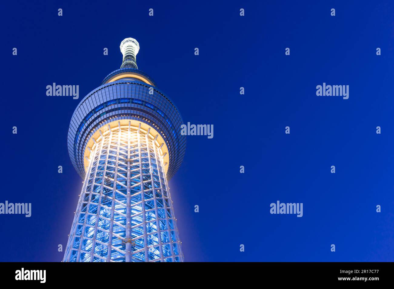 Trendy tokyo sky tree hi-res stock photography and images - Alamy