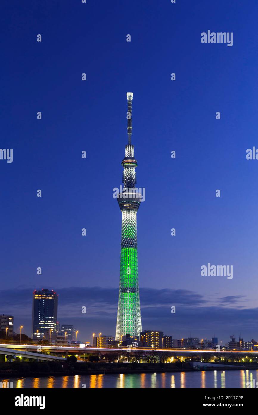 Tokyo skytree light up japan hi-res stock photography and images - Alamy