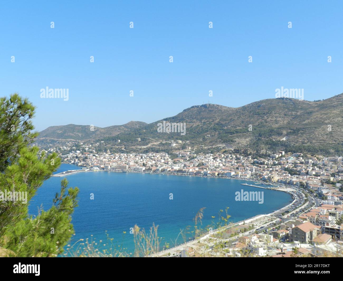 Greece, Island of Samos: waterfront and bay at Vathy Stock Photo - Alamy