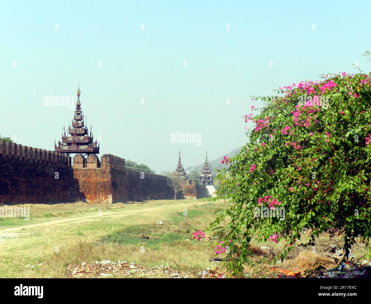 Fort dufferin hi-res stock photography and images - Alamy