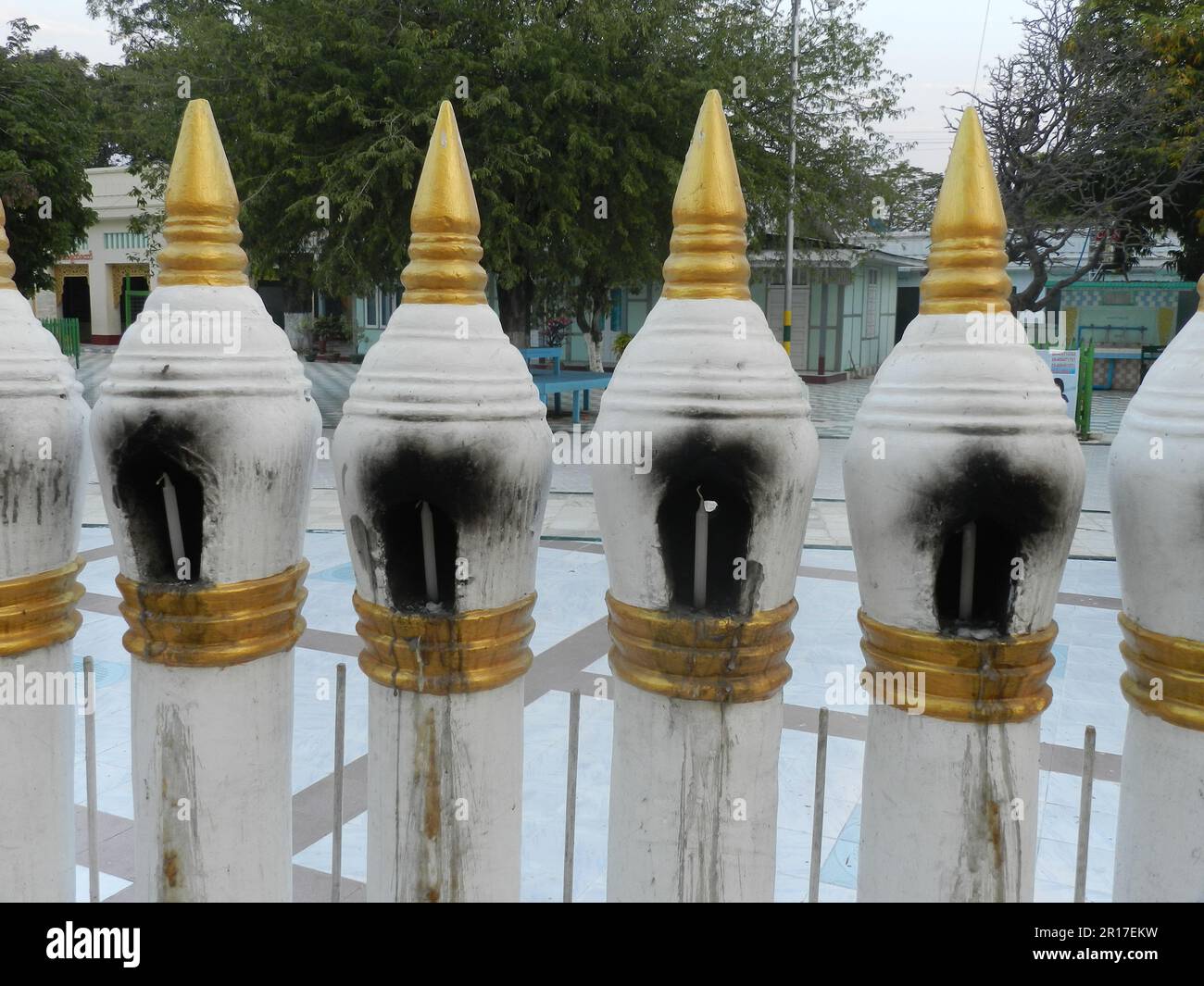 Myanmar, Mandalay, Sagaing: Yaza Mani Sula Kaunghmudaw Paya, 46 metres ...