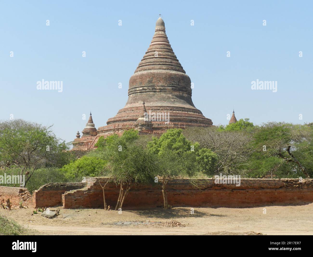 Myanmar, Bagan: Mingala Zedi Paya, built in 1284, in the reign of King ...