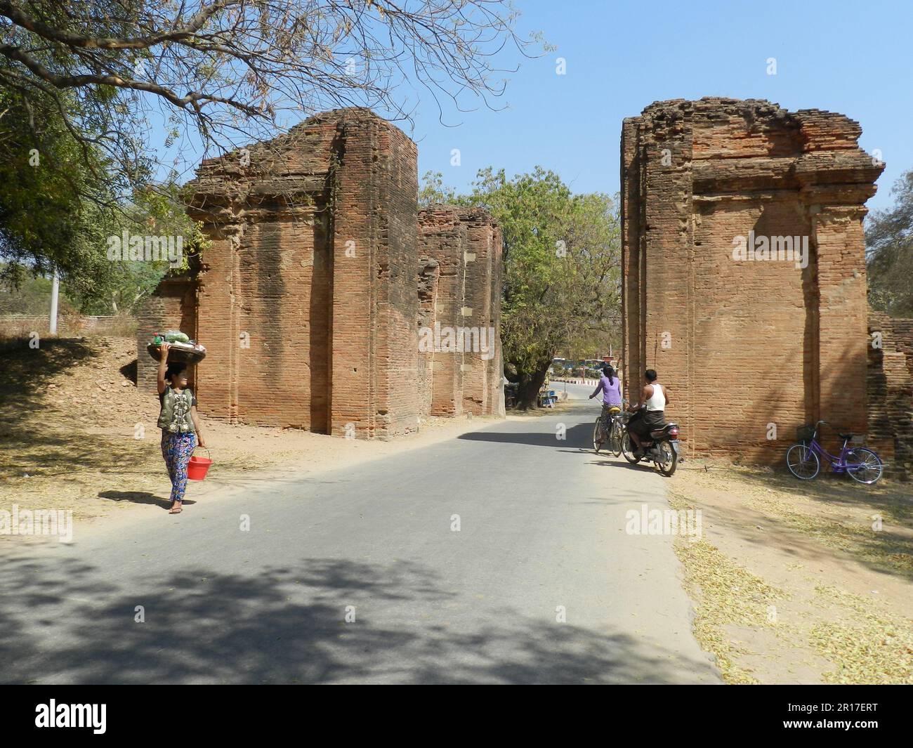 Myanmar, Bagan: ruined Tharaba Gate to Old Bagan (9th century Stock ...