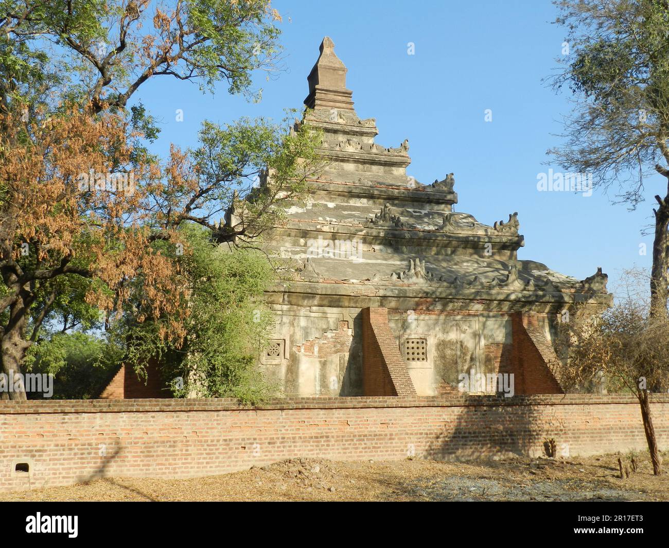 Myanmar, Bagan: Pitaka Taik (Library) built by King Anawrahta in 1058 ...