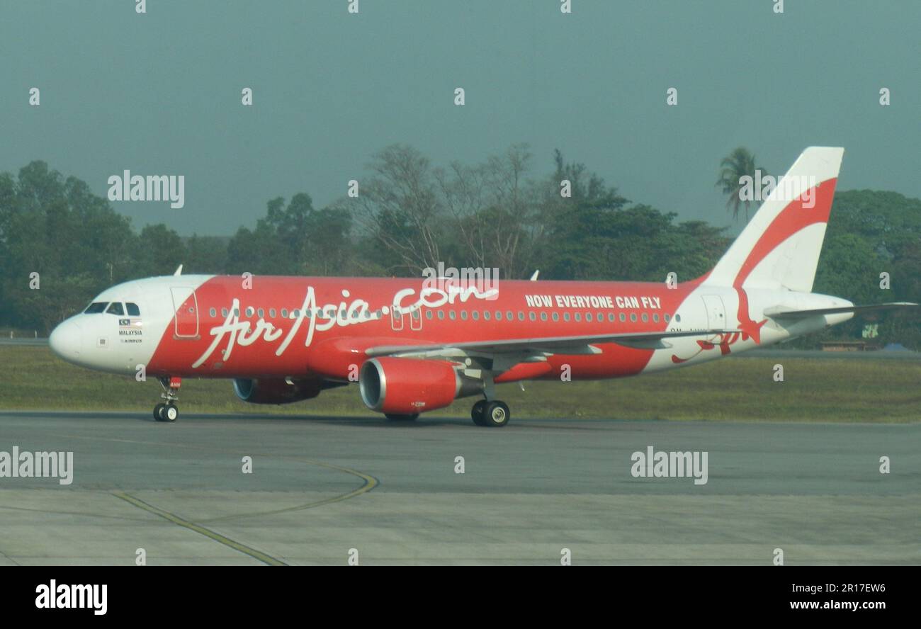 Myanmar, Yangon: Airbus A.320-216 of Air Asia at Yangon airport 24.2.13 ...
