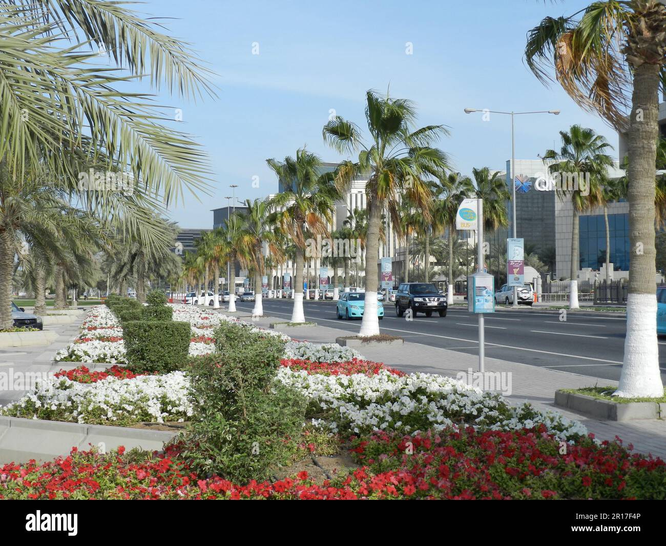 Qatar, Doha: the state's prestigious new boulevard, Al Corniche Stock ...