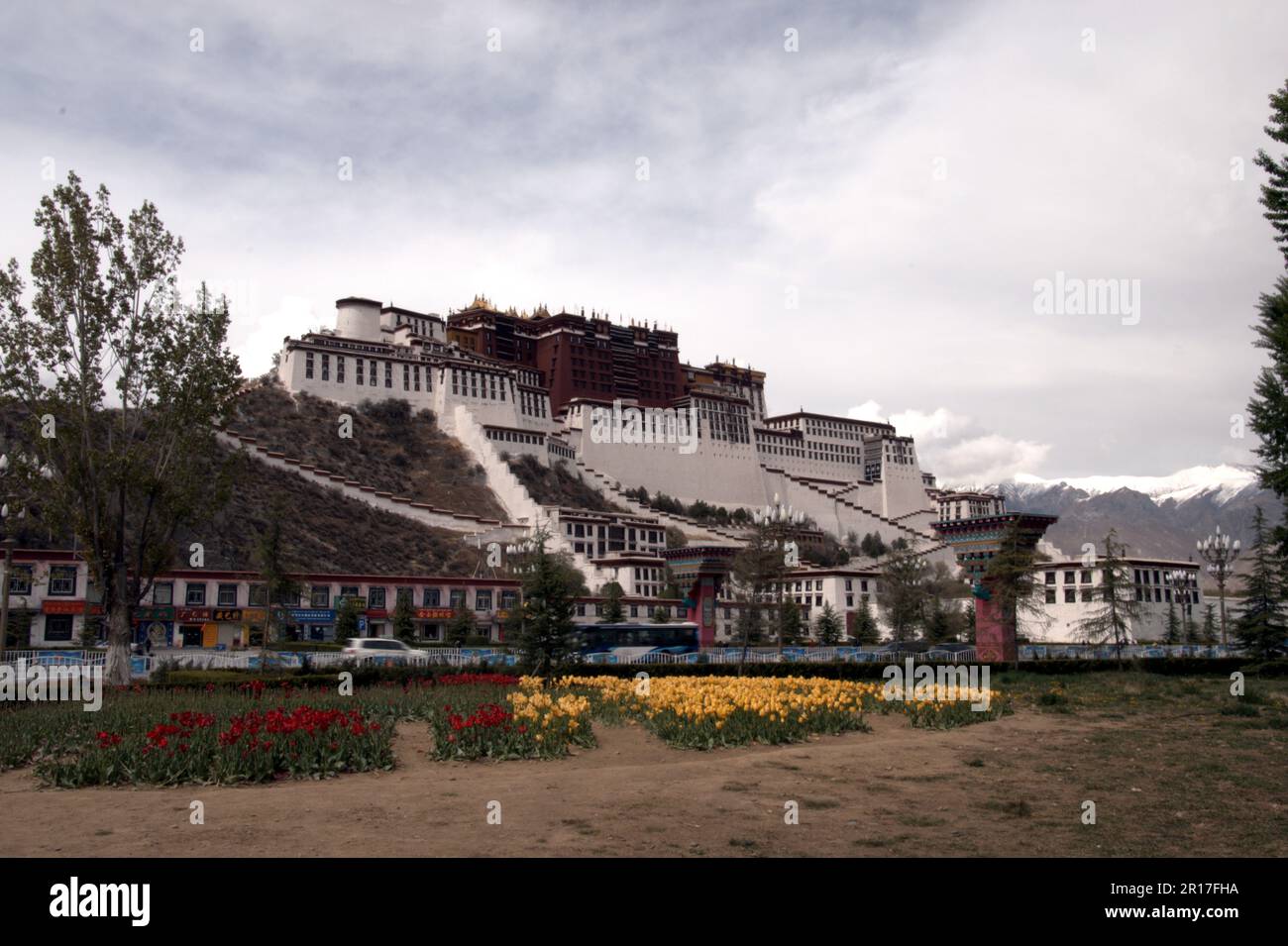 People's Republic of China, Tibet, Lhasa: view of Potala Palace from ...