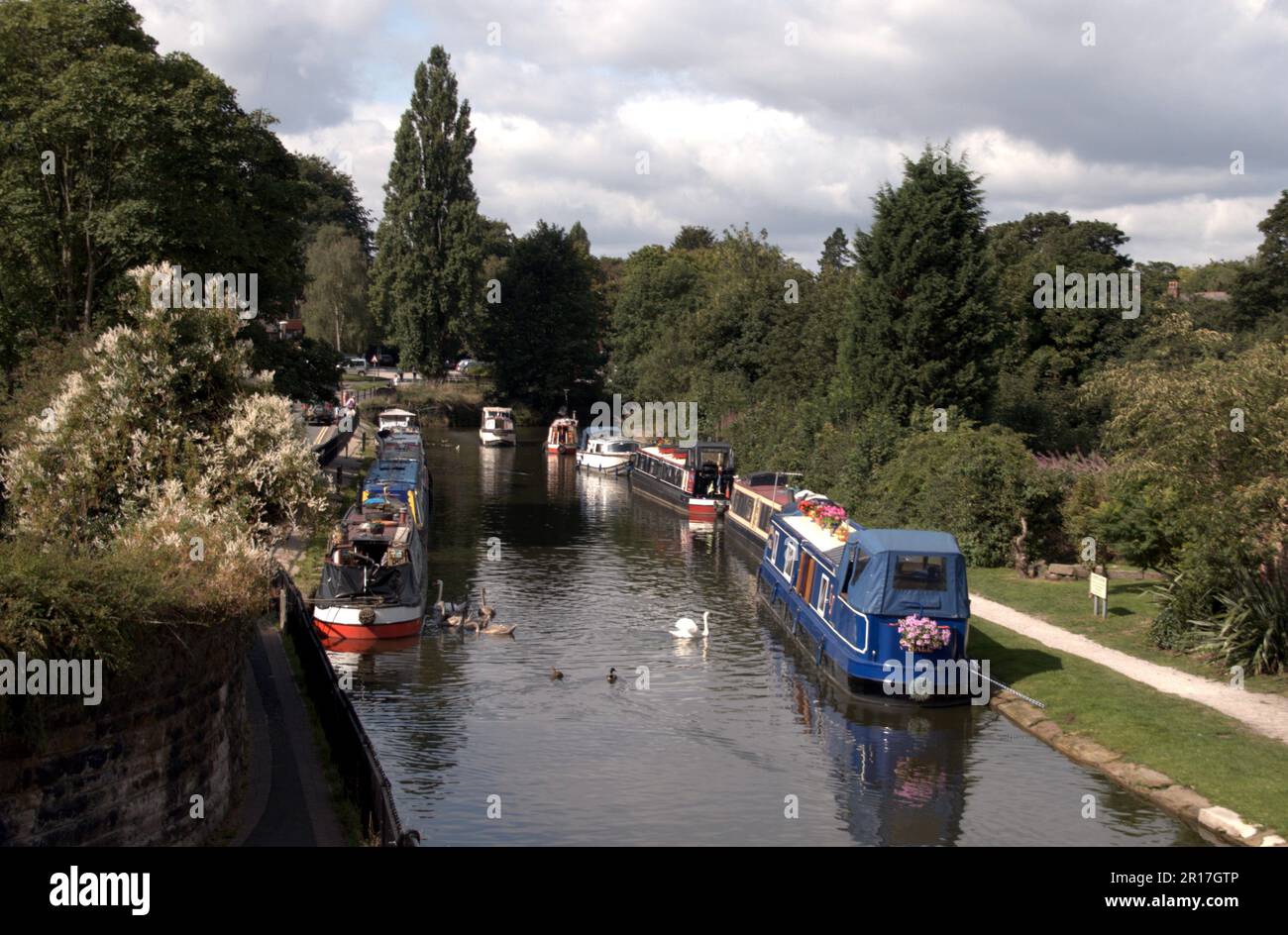 Lymm on bridgewater canal hi-res stock photography and images - Alamy
