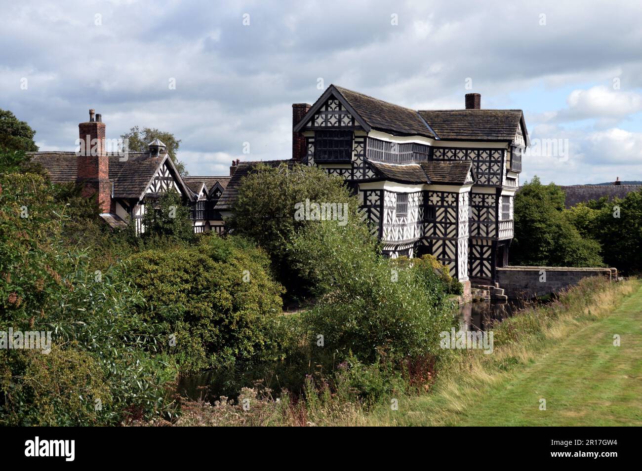 England, Cheshire, Congleton: Little Moreton Hall (National Trust), a ...