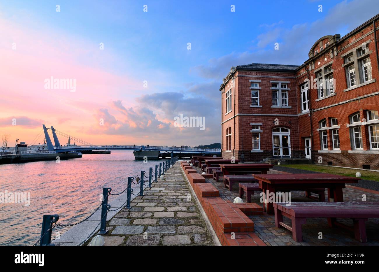 Moji customs and Blue Wing Moji at sunset, Moji-ko Retro Stock Photo ...