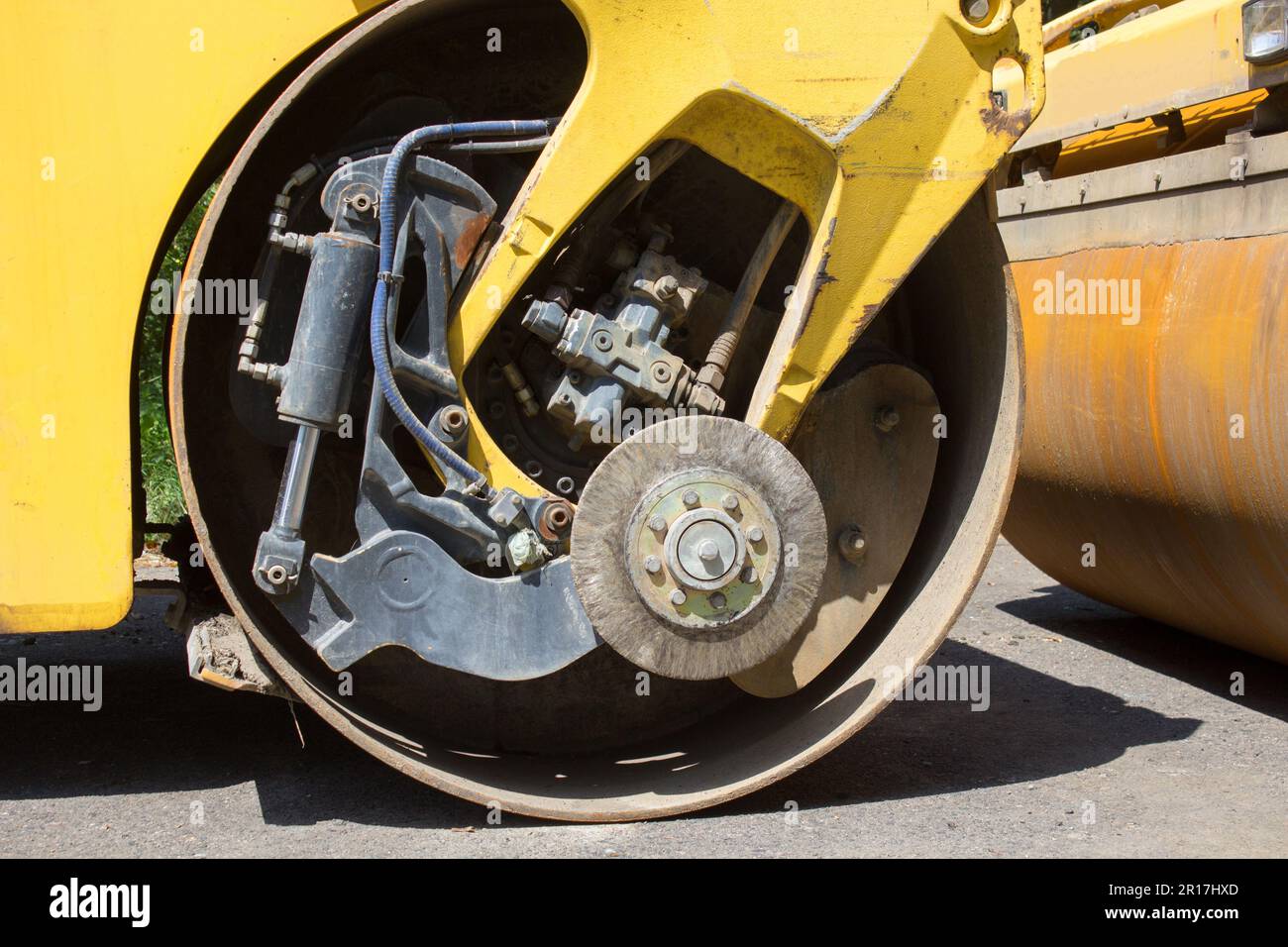 Car compactor hi-res stock photography and images - Alamy