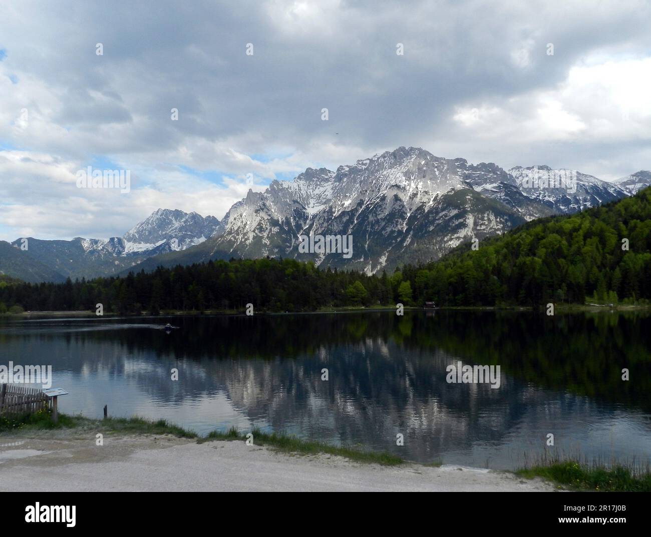 Mittenwald karwendel mountains hi-res stock photography and images - Alamy