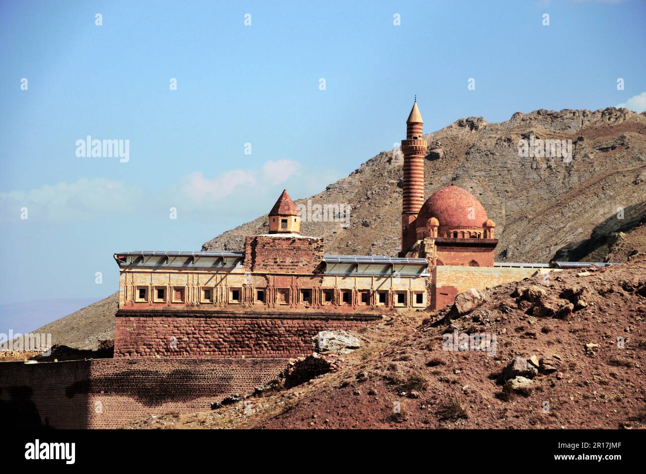 Turkey, Dogubayazit, Anatolia: Ishak Pasha Palace was begun in 1685 by ...