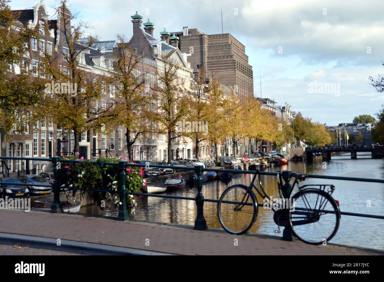 Netherlands, Amsterdam: a row of stately 17th century merchants houses ...
