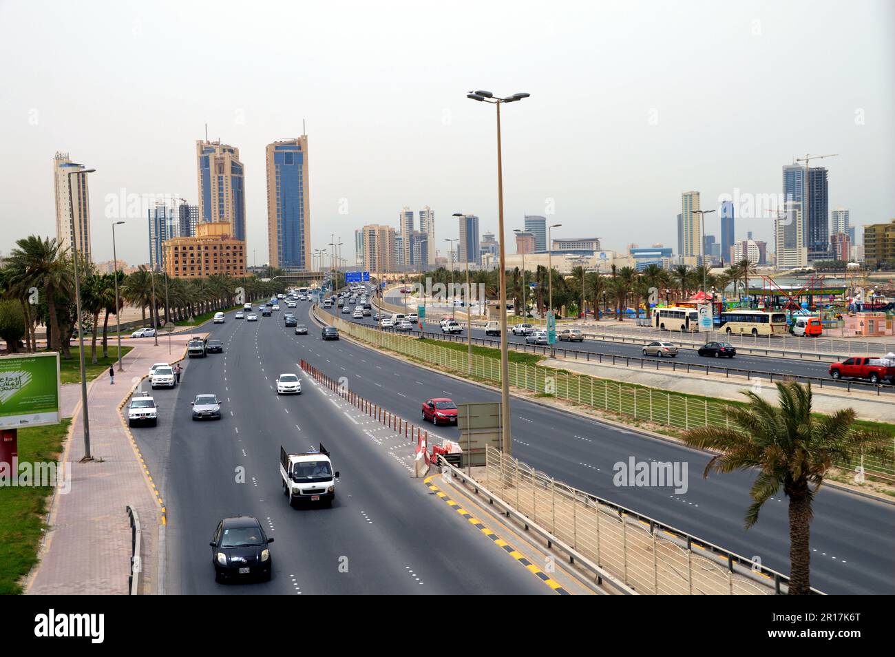 King faisal highway manama bahrain hi-res stock photography and images ...