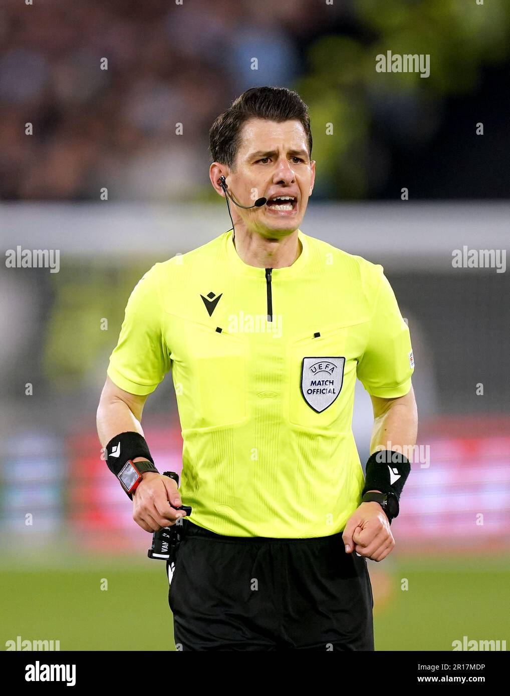 Referee halil umut meler hi-res stock photography and images - Alamy