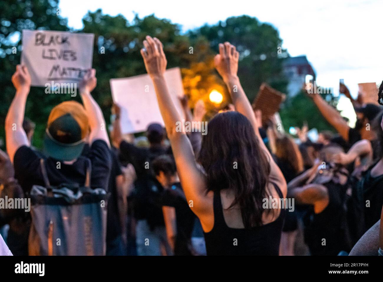 Protesters gather outside house hi-res stock photography and images - Alamy