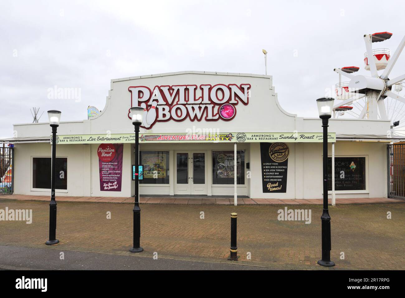 Clacton pavilion bowl hi-res stock photography and images - Alamy