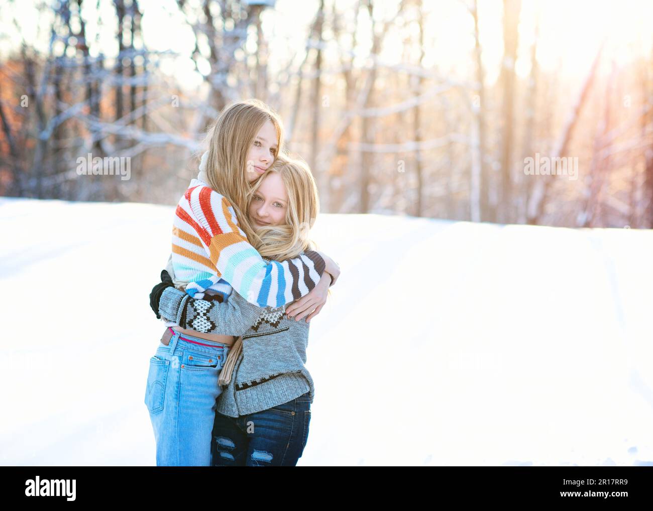 Tween girls hi-res stock photography and images - Alamy