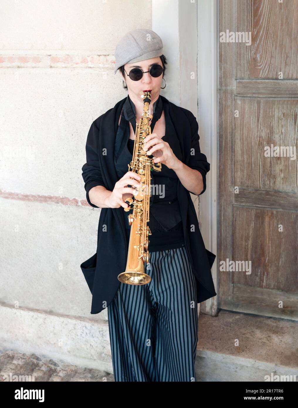 Musical retro style hi-res stock photography and images - Alamy