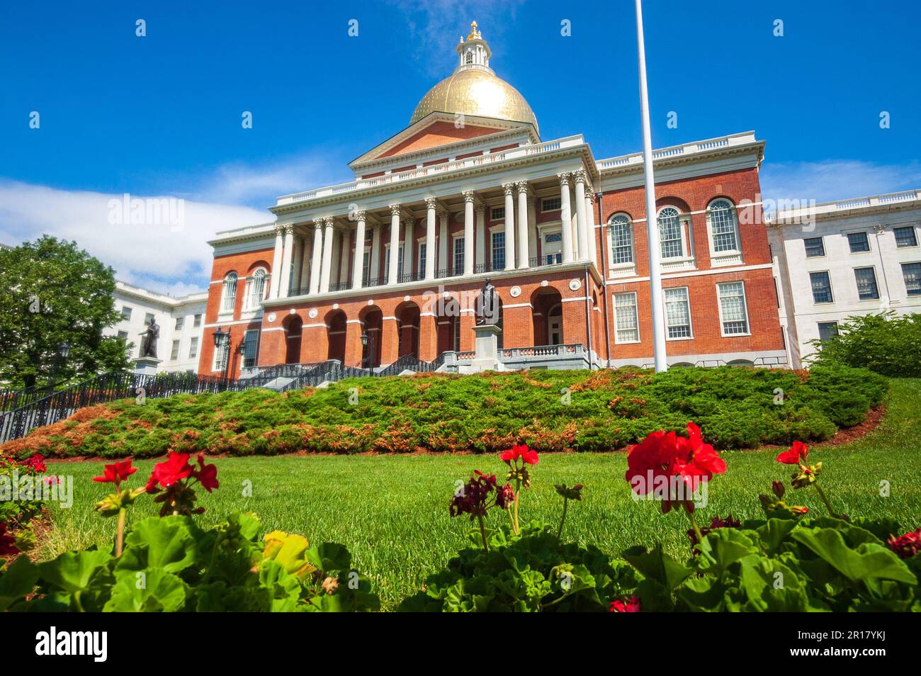 Massachusetts general court hi-res stock photography and images - Alamy