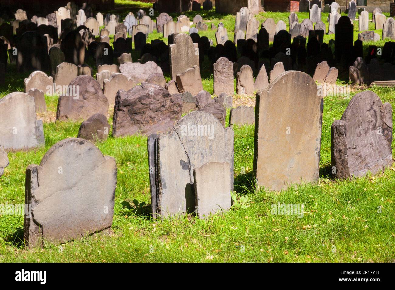 Historical granary burying ground hi-res stock photography and images ...