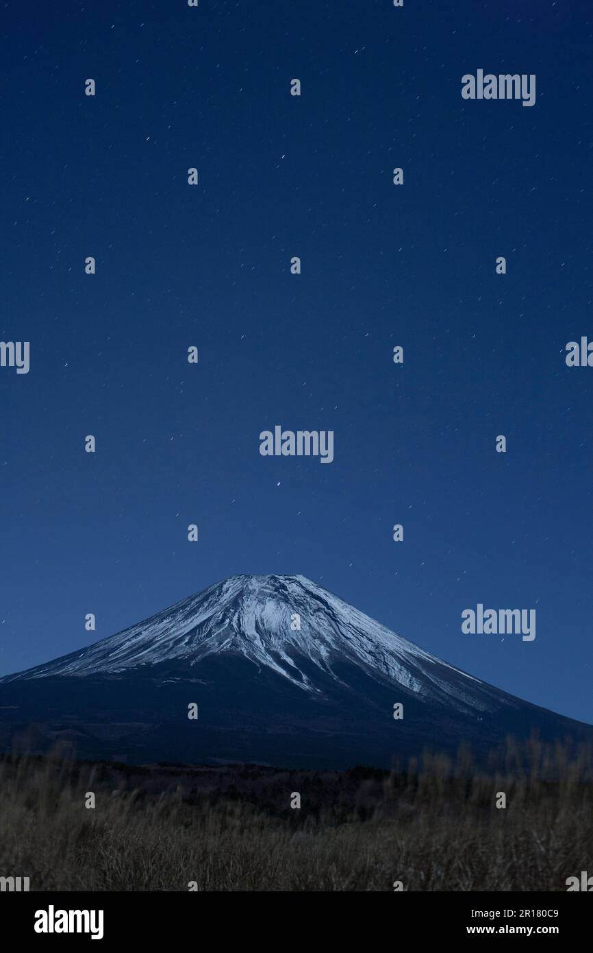 Mt. Fuji at night as seen from Asagirikogen Stock Photo - Alamy