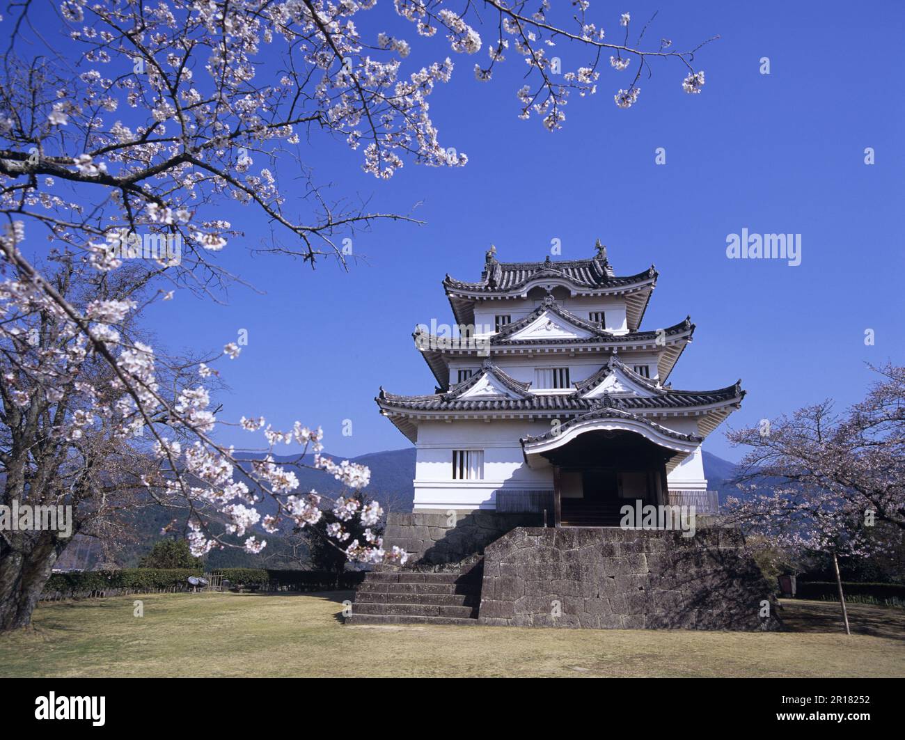 Uwajima castle hi-res stock photography and images - Alamy