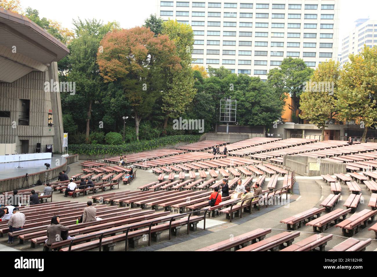 Hibiya park open air concert hall hi-res stock photography and images ...