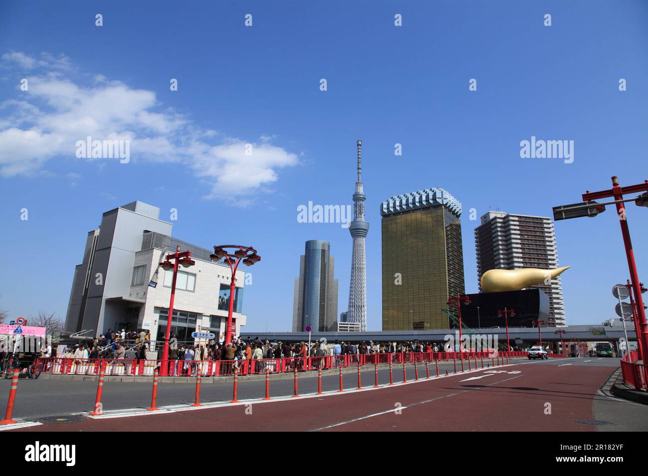 Azuma bridge, Tokyo sky tree Stock Photo - Alamy