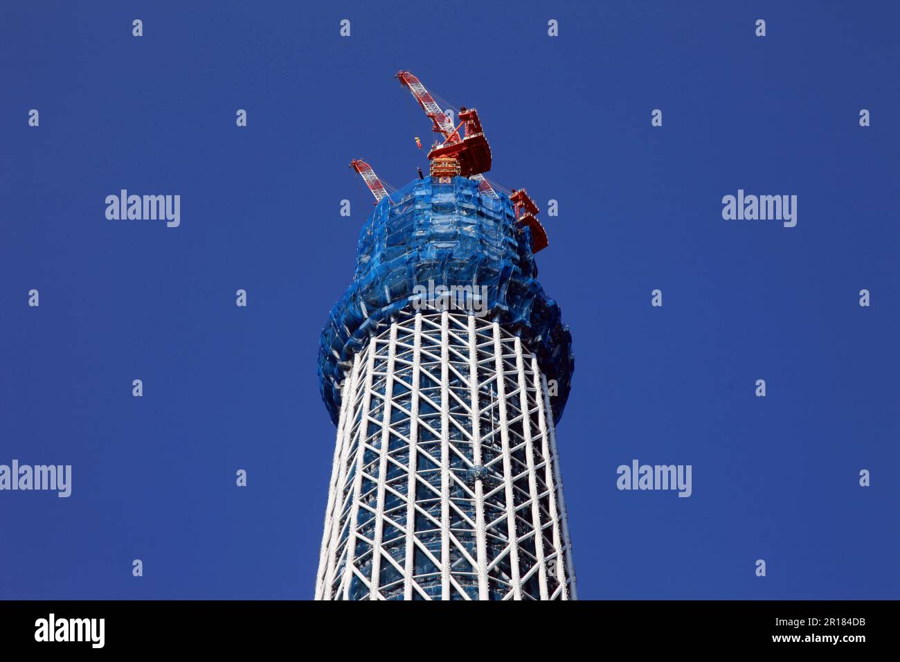 Top of the Tokyo sky tree Stock Photo - Alamy