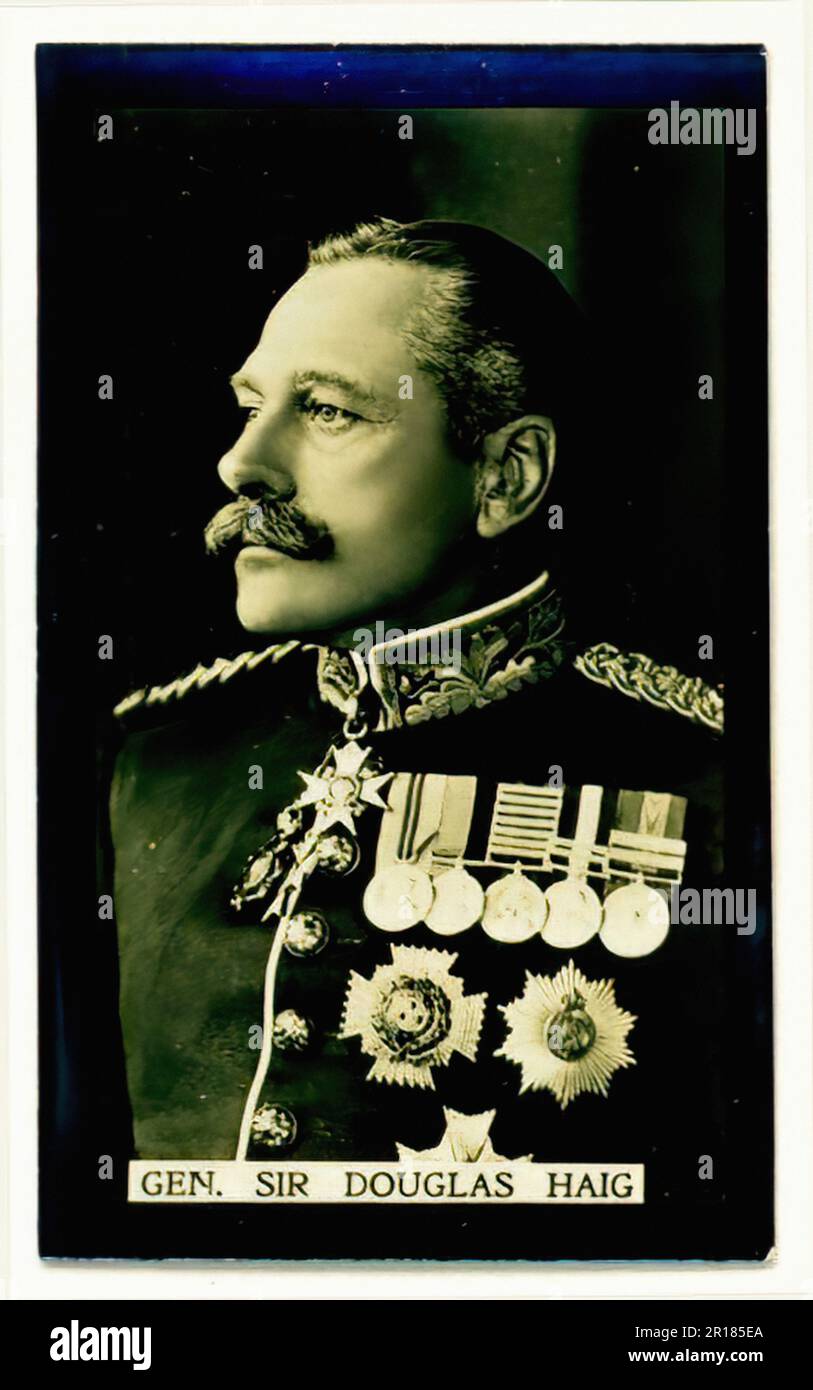 General Haig - Vintage Cigarette Card Stock Photo - Alamy
