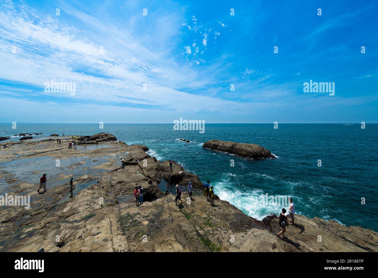 Enoshima iwaya hi-res stock photography and images - Alamy