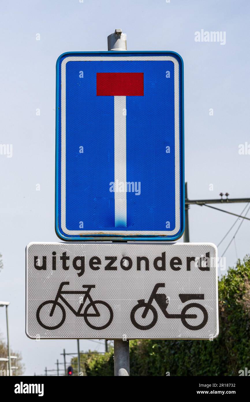 Traffic signs: this road is a dead end and Uitgezonderd means: except ...