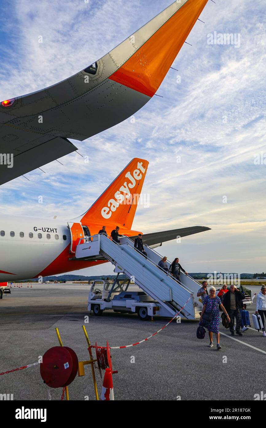 Easyjet, airline, aeroplane, orange, Airbus seen in rainy weather at ...