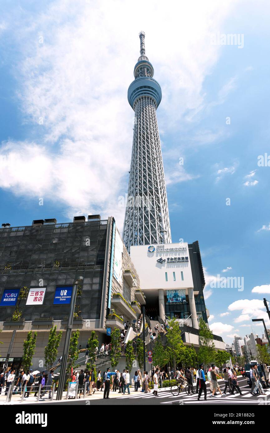 Tokyo skytree aquarium hi-res stock photography and images - Alamy