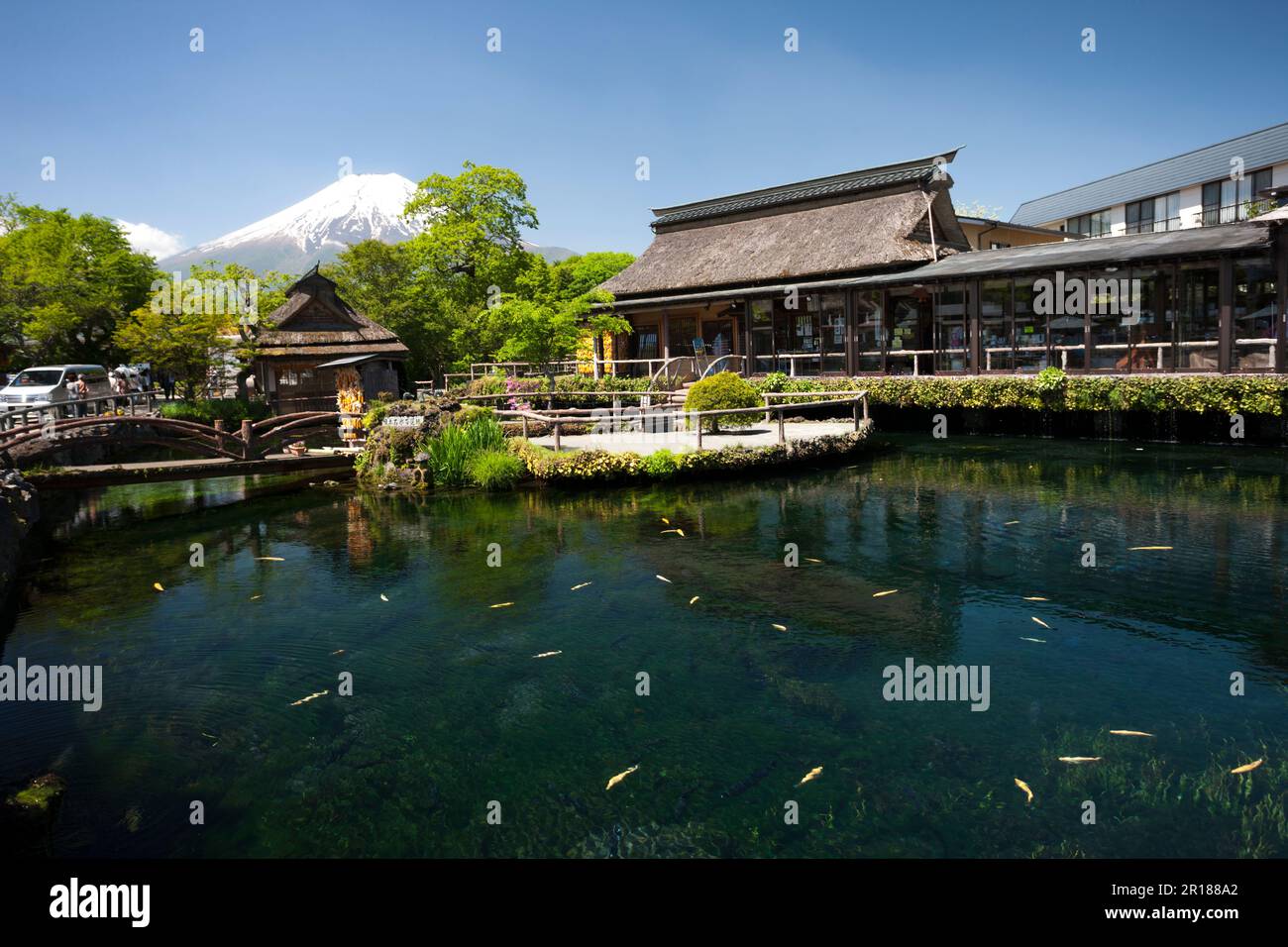 Oshino hakkai springs hi-res stock photography and images - Alamy