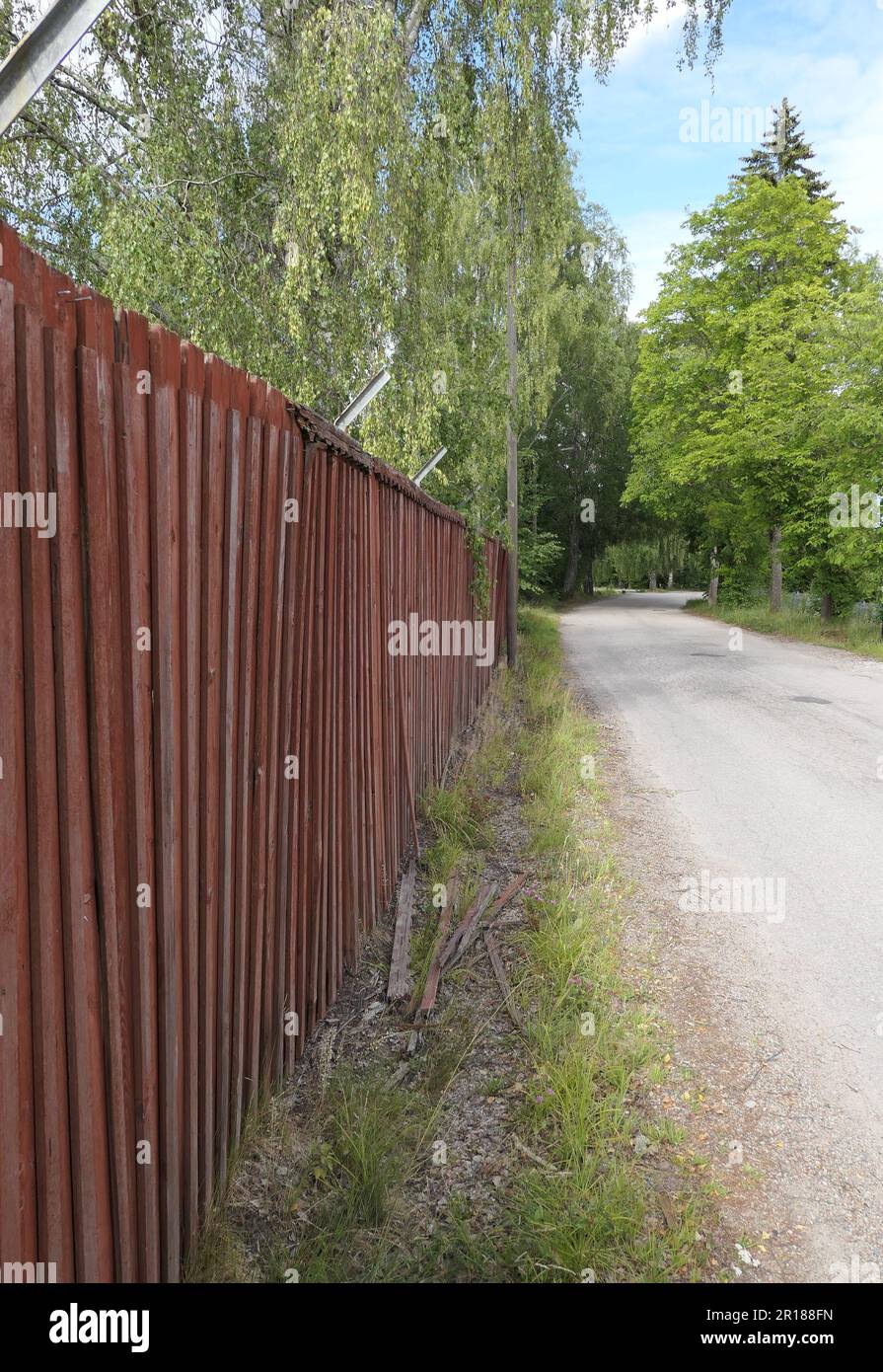 Old wooden wall asphalt hi-res stock photography and images - Alamy