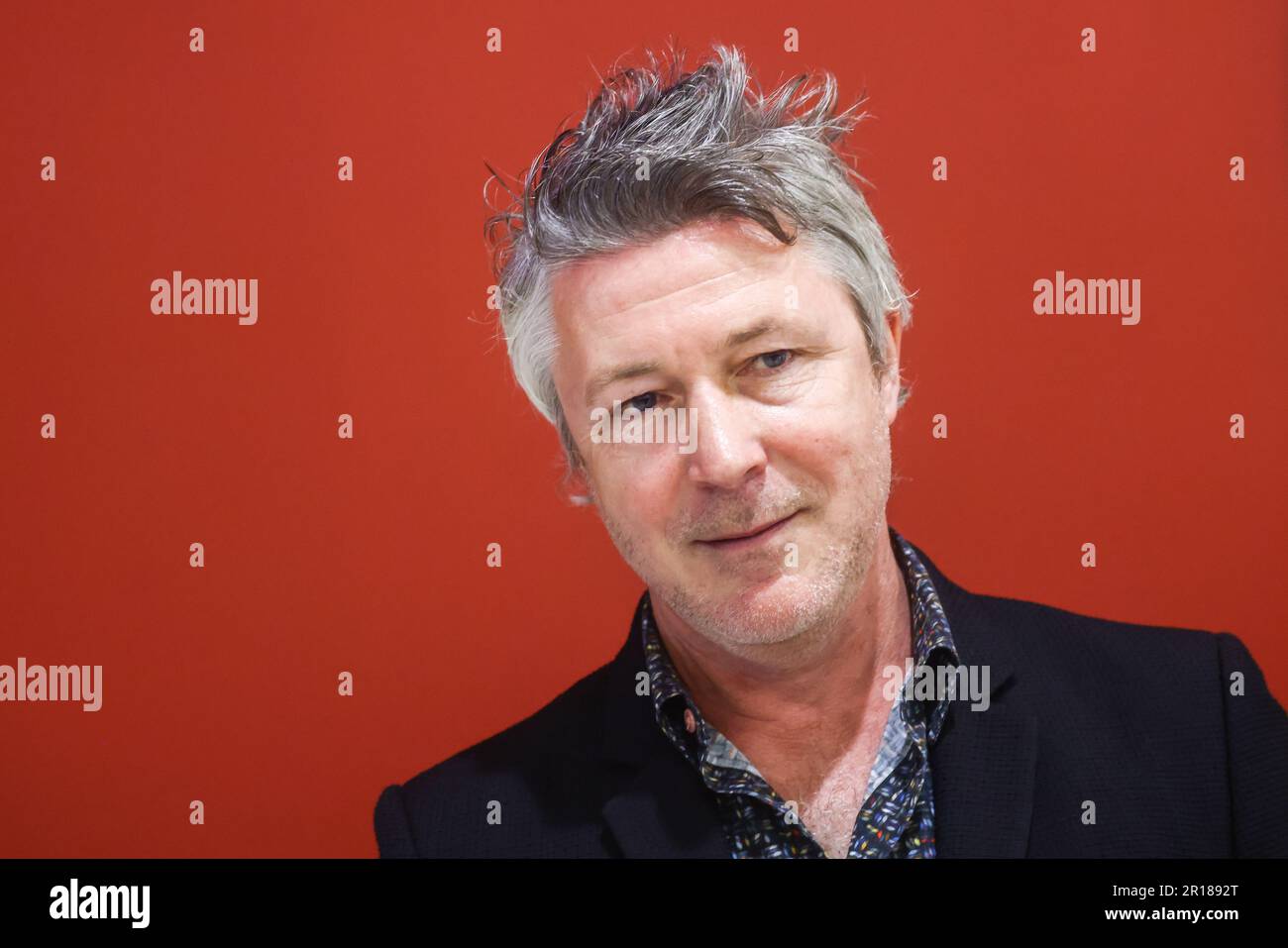 Mastercard off camera hi-res stock photography and images - Alamy