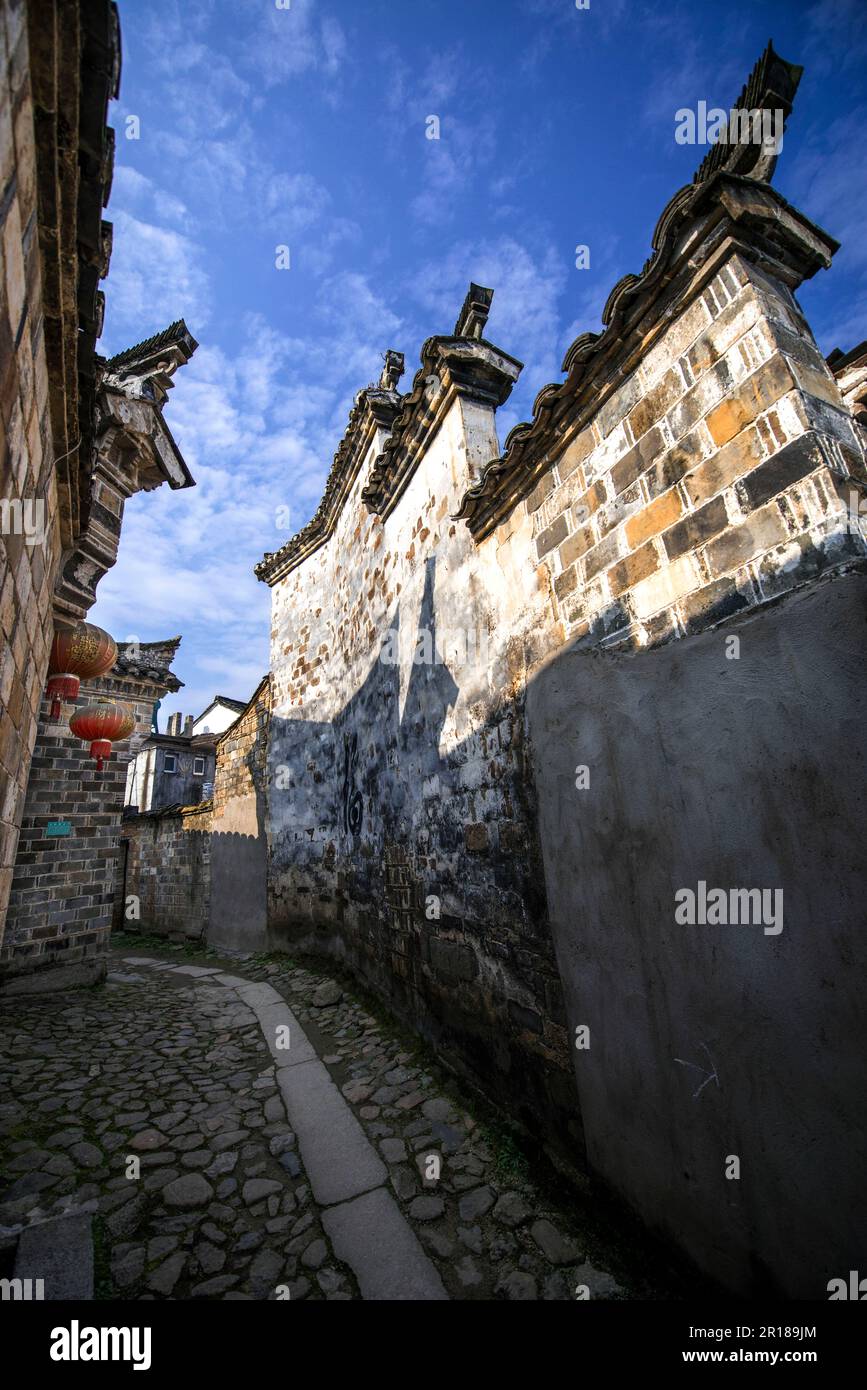 Hui style hi-res stock photography and images - Alamy