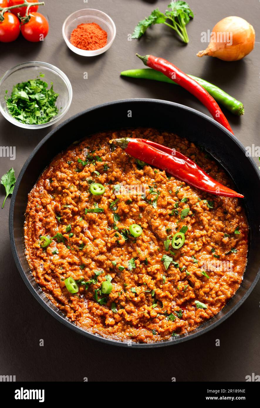 Keema with ground lamb hi-res stock photography and images - Alamy