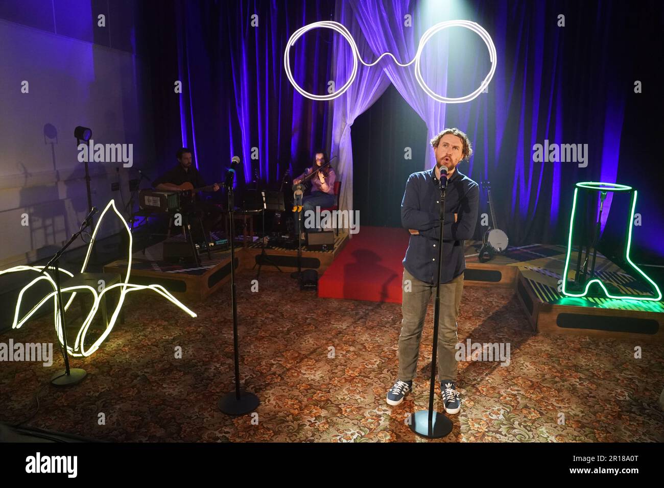 The cast of Dear Billy, actor and writer Gary McNair rehearsing in full ...