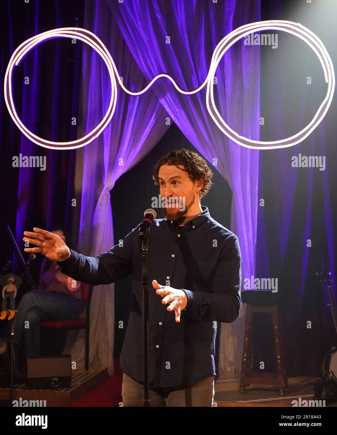 The cast of Dear Billy, actor and writer Gary McNair rehearsing in full ...