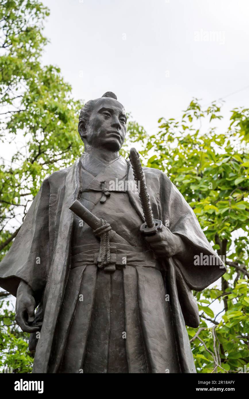 Takasugi Shinsaku Tatsushi statue Stock Photo - Alamy