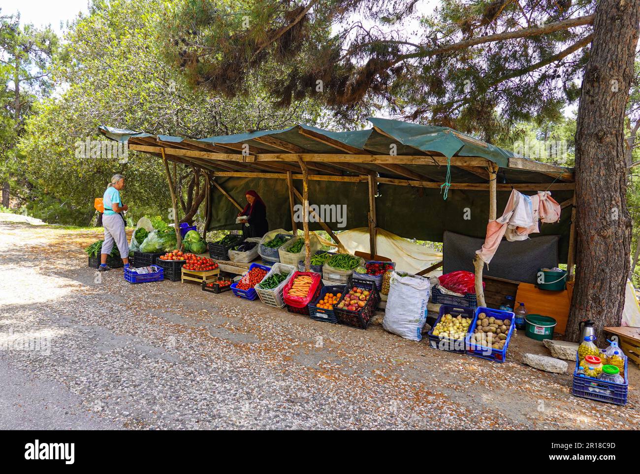 Roadside fruit and vegetable stalls Geyikbayiri, Taurus Mountains, near ...