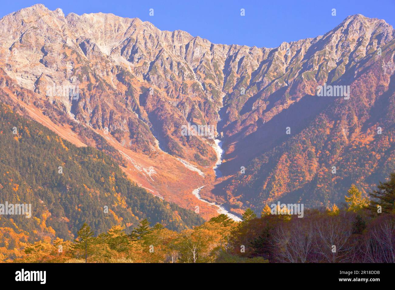 Autumn of Hotaka mountain range Stock Photo - Alamy